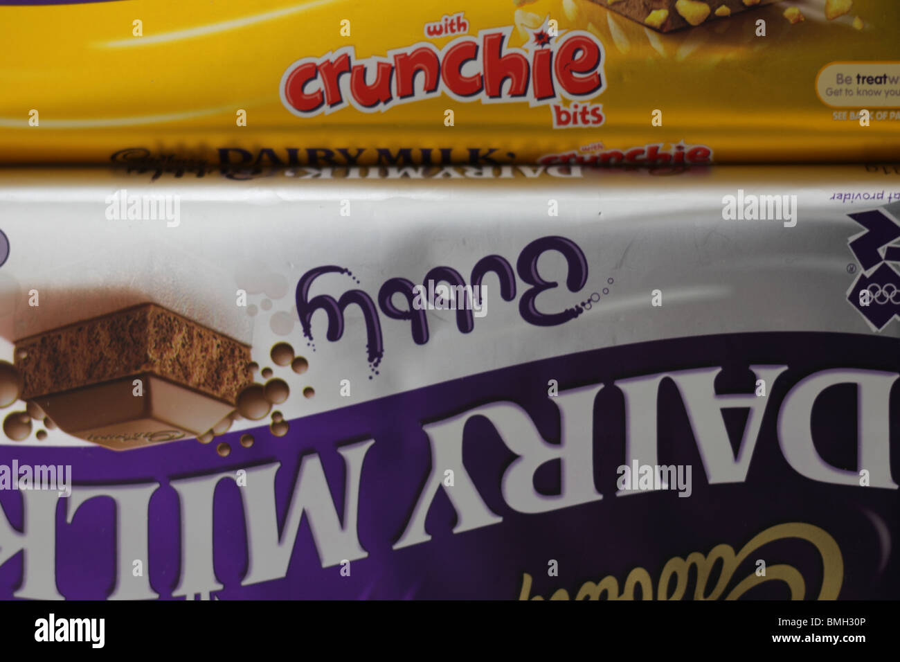Cadburys dairy milk bubbly crunchie hi-res stock photography and images ...