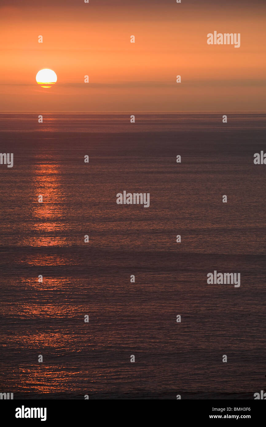 Sun Over The Ocean Stock Photo - Alamy