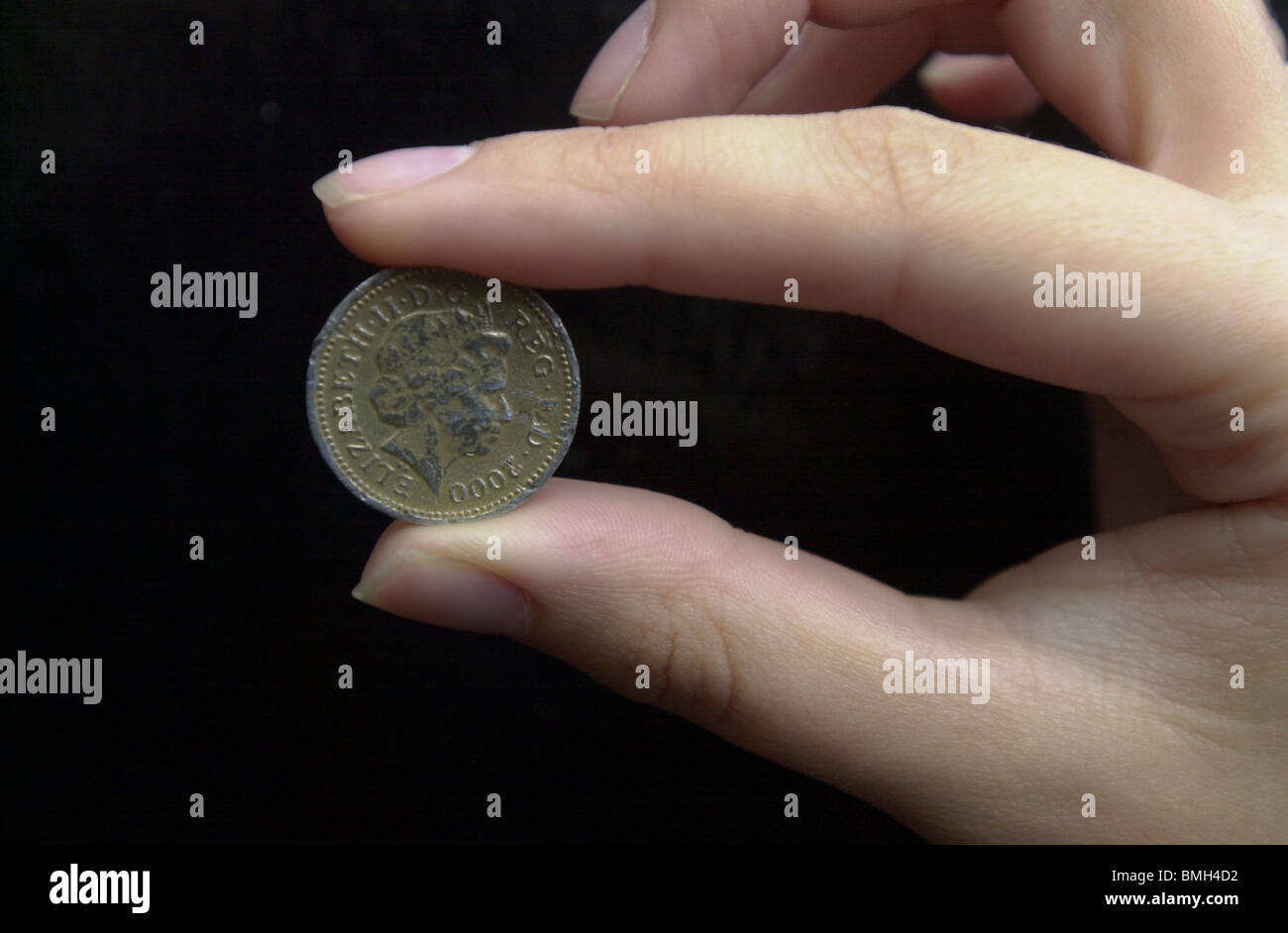 Counterfeit uk coins hi-res stock photography and images - Alamy