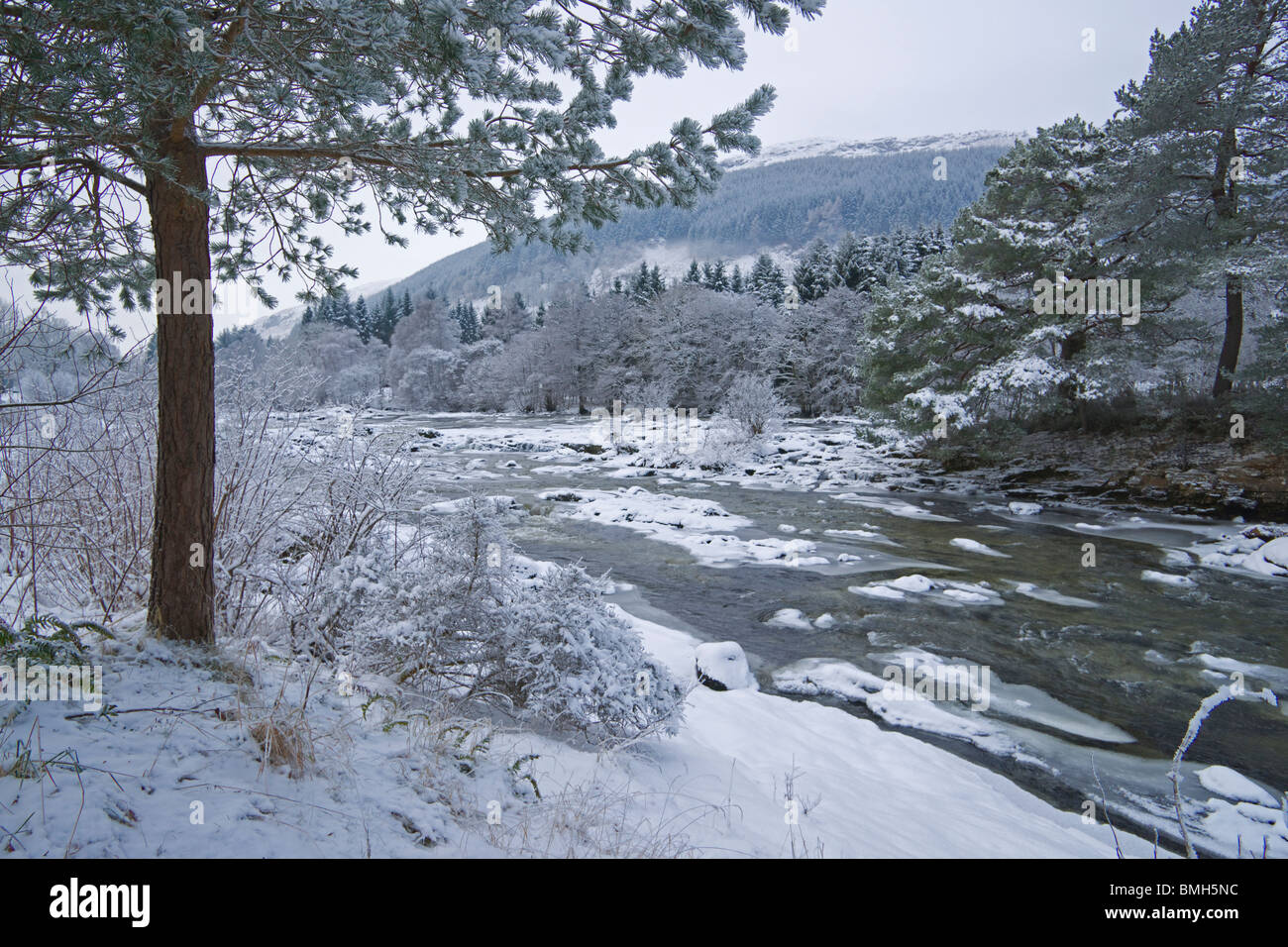 Falls of Dochart, snow, river, ice, winter, Killin, Scotland, December ...