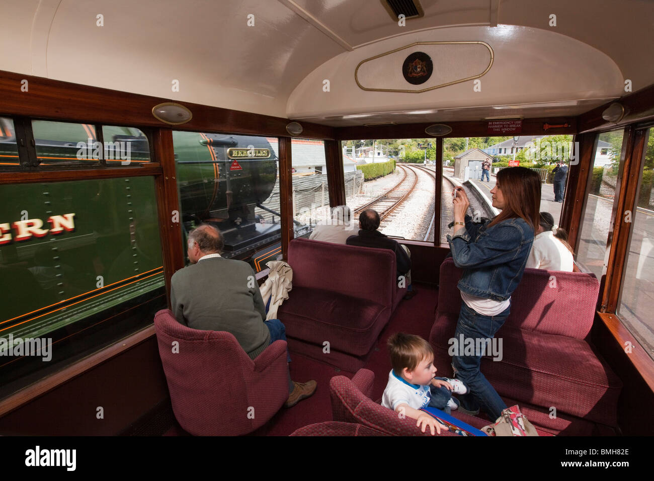 Pullman coach hi-res stock photography and images - Alamy