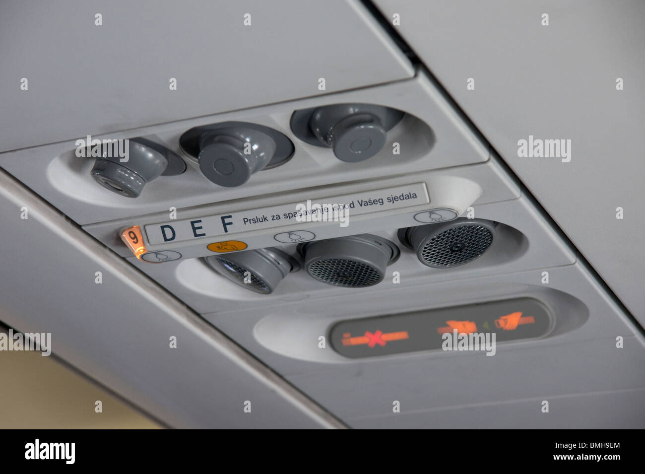 Aircraft warning signs hi-res stock photography and images - Alamy