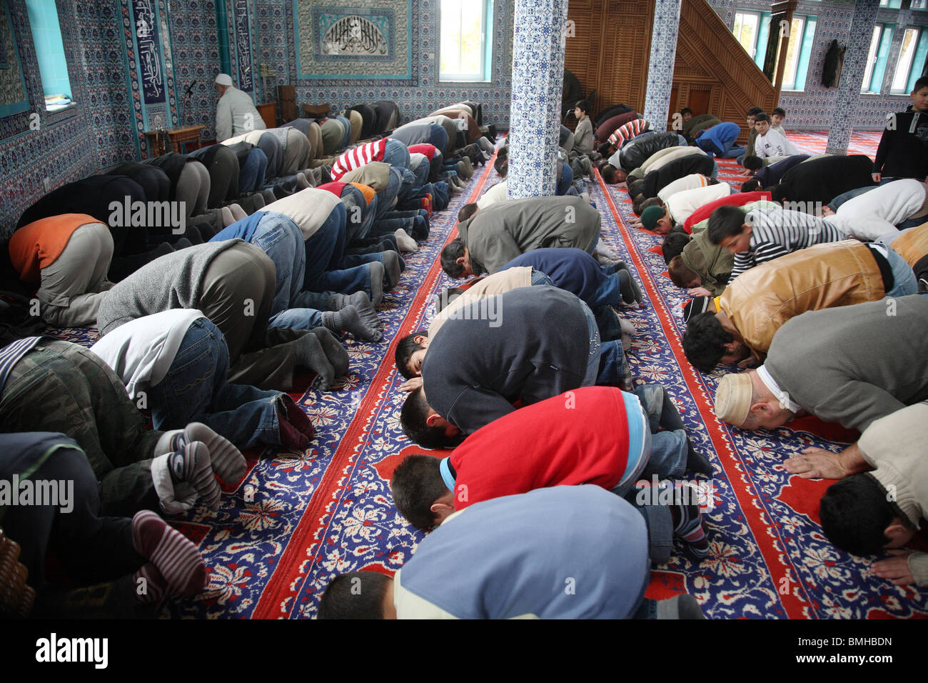 The Muslim community Fatih Mosque, Bremen, Germany Stock Photo - Alamy