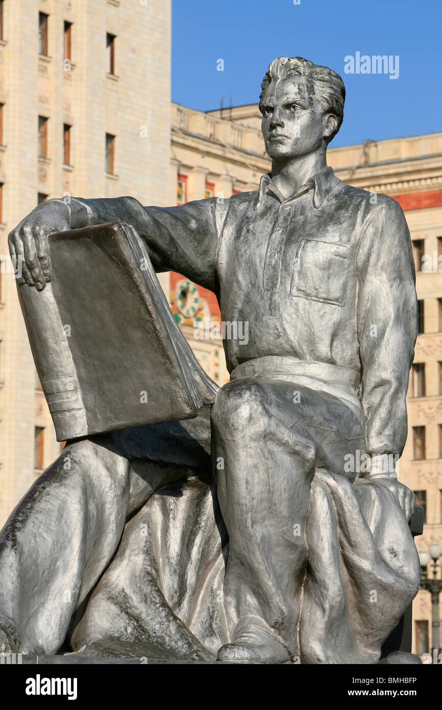 Statue of a male student in front of the old Lomonosov Moscow State ...