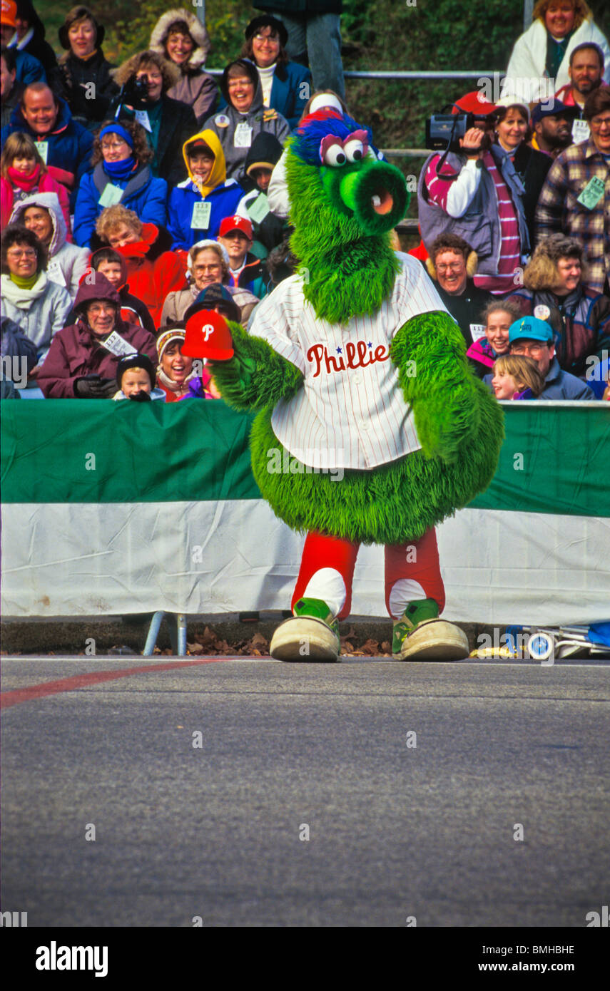 Phillies Mascot High Resolution Stock Photography and Images - Alamy