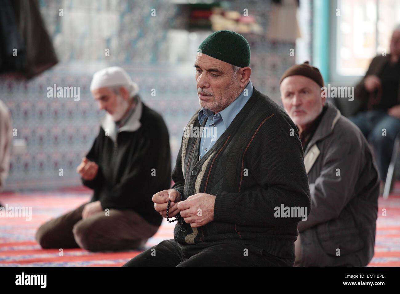 Muslim community mosque hi-res stock photography and images - Alamy