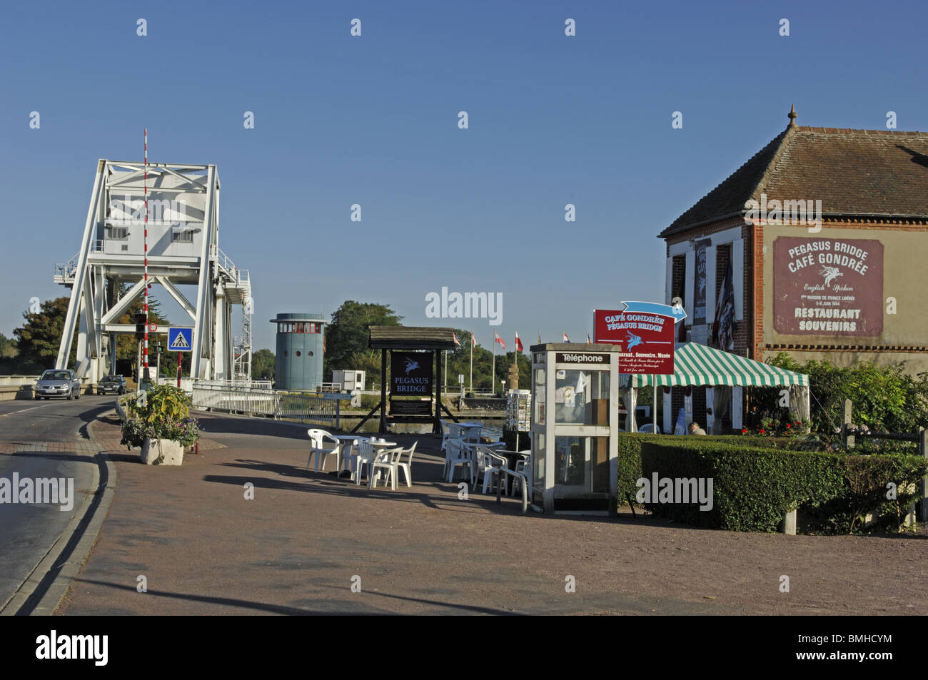 Gondree cafe in benouville hi-res stock photography and images - Alamy
