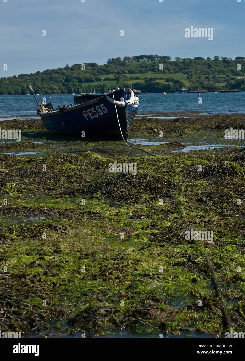 Beached row boat hi-res stock photography and images - Alamy