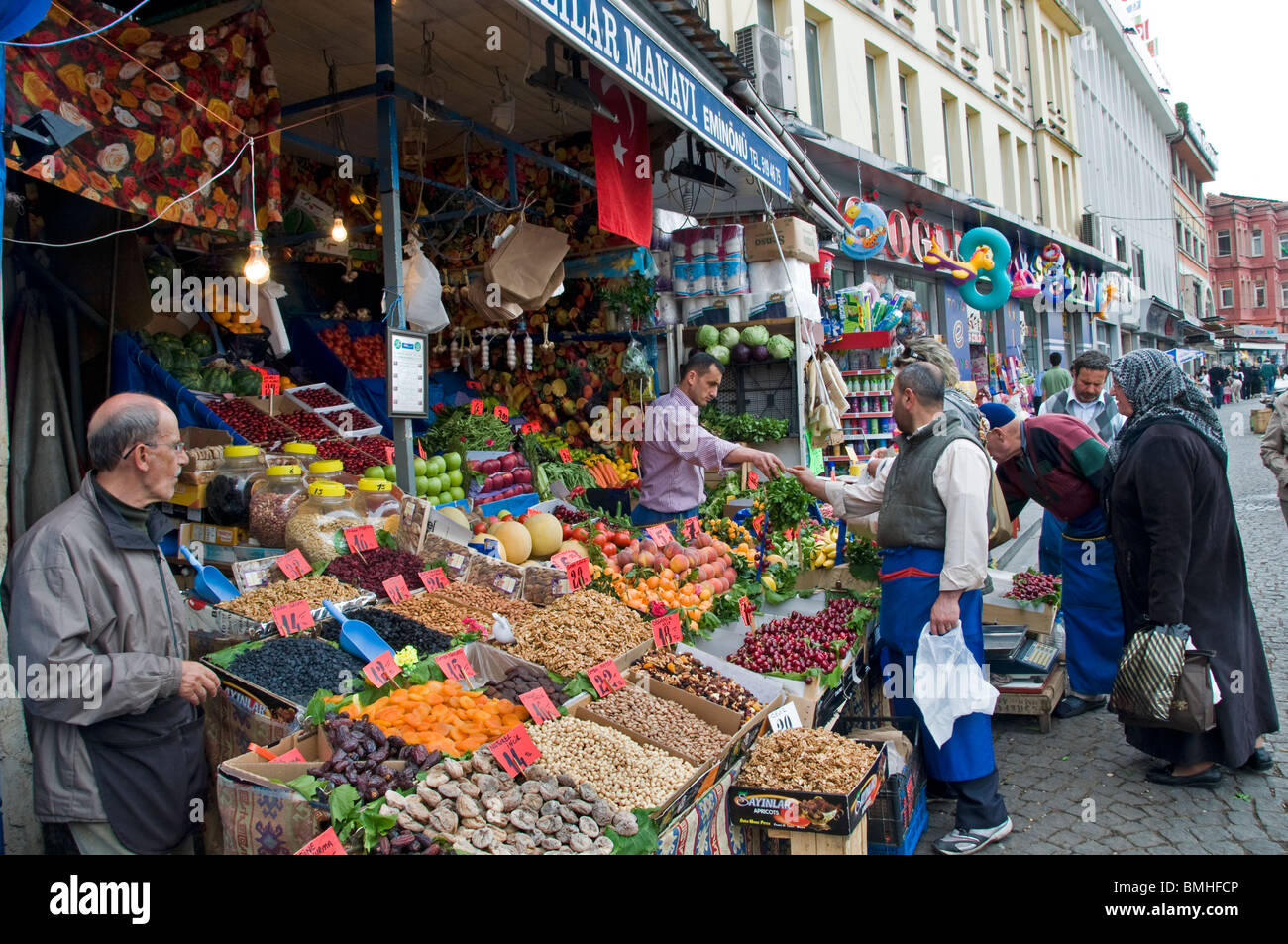 Istanbul Egyptian Spice Bazaar Grand Bazaar Turkey Kapali Carsi ... Istanbul Egyptian Spice Bazaar Grand Bazaar Turkey Kapali Carsi ...