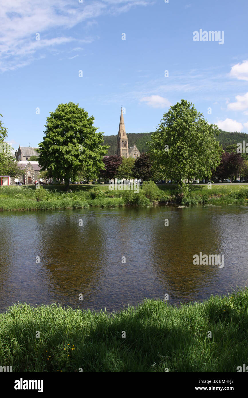 Peebles scotland town river tweed hi-res stock photography and images ...
