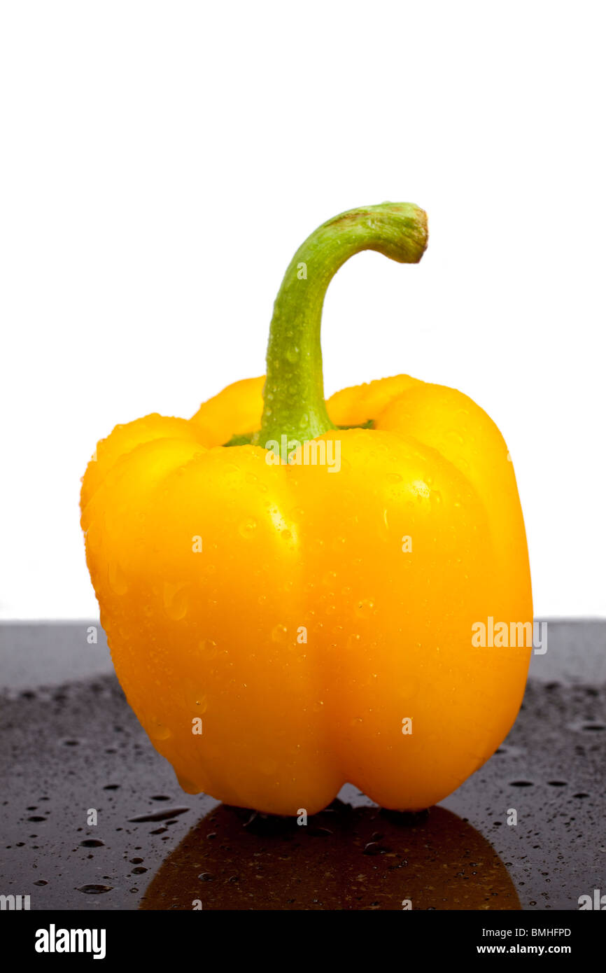 A single yellow pepper Stock Photo - Alamy