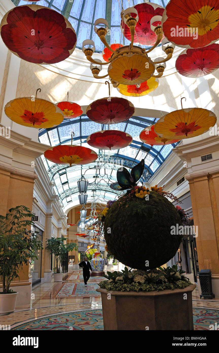 Las vegas bellagio hotel decor hi-res stock photography and images - Alamy