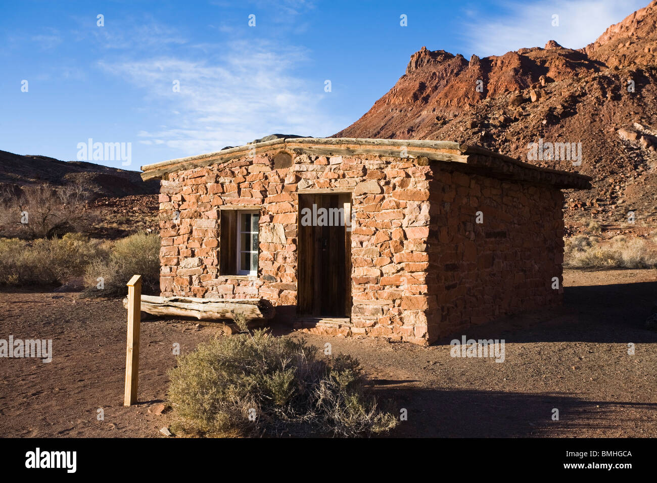 Pioneer house hi-res stock photography and images - Alamy