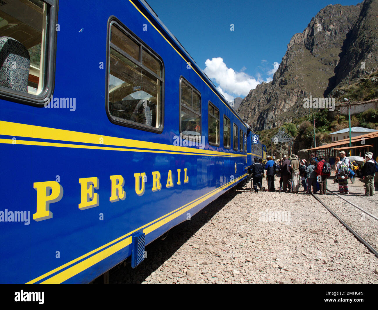 Peru machu picchu train hi-res stock photography and images - Alamy
