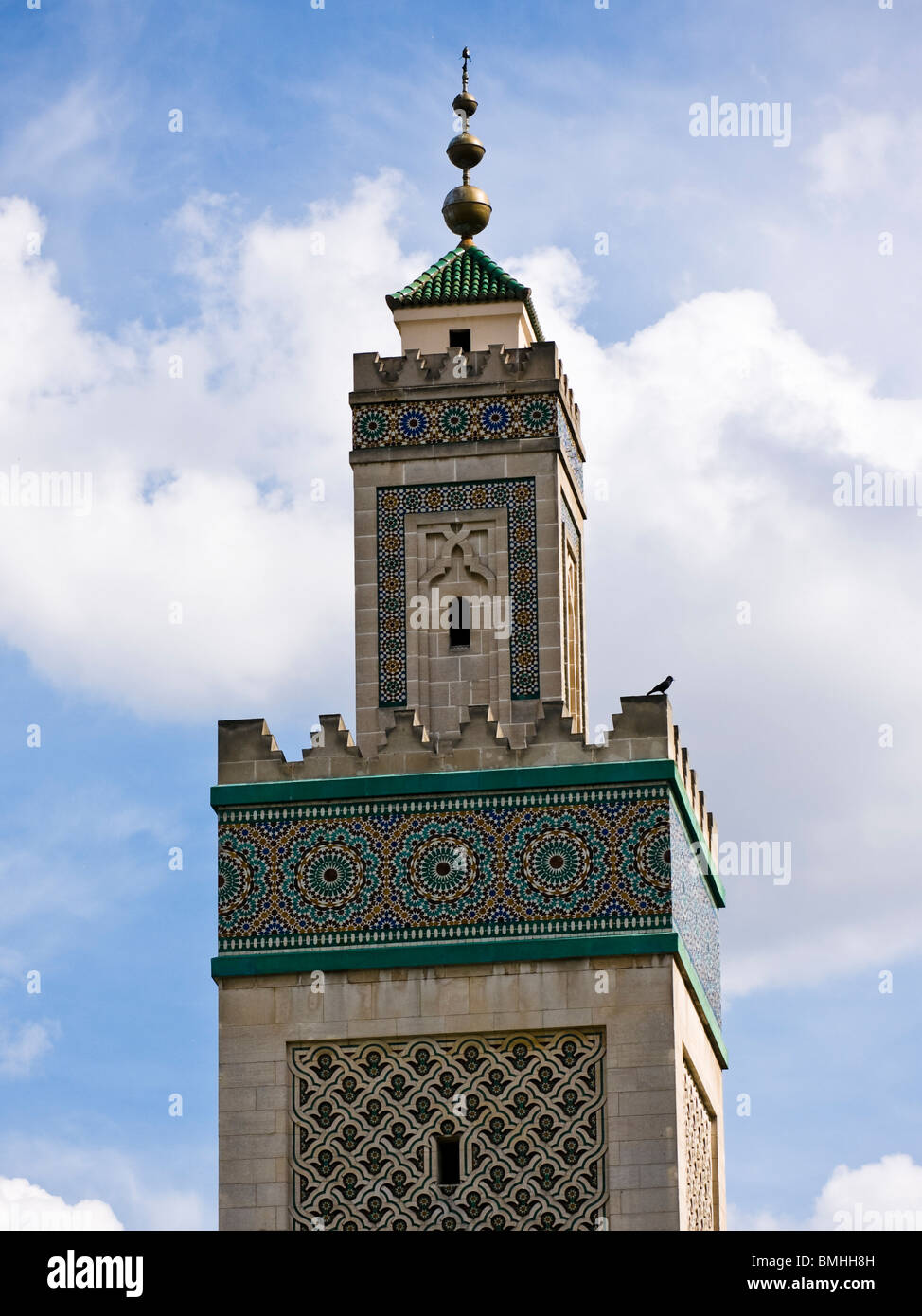 The Great Mosque minaret, Paris, France Stock Photo - Alamy