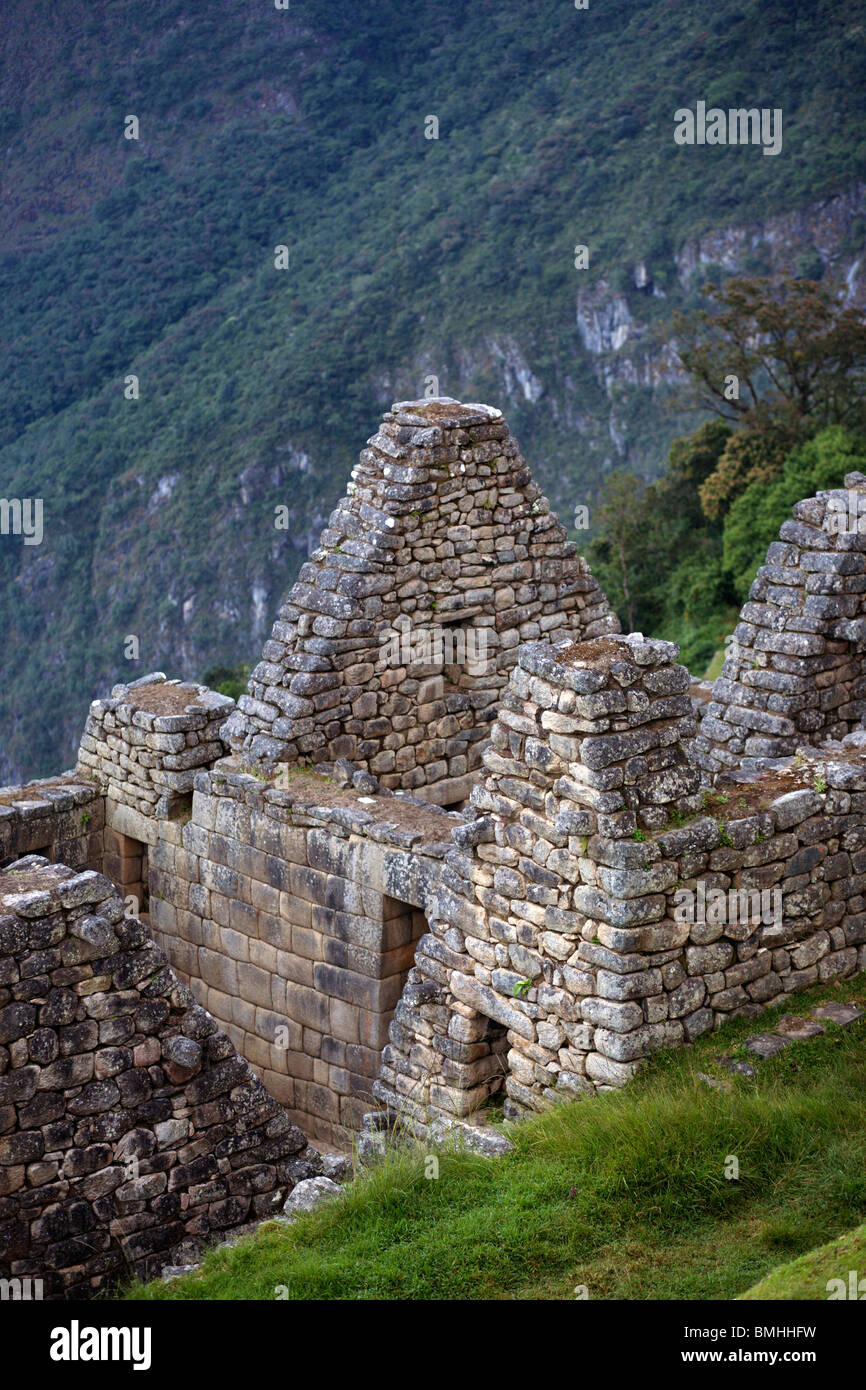 Ancient Inca ruins at Machu Picchu near Cusco in Peru Stock Photo - Alamy