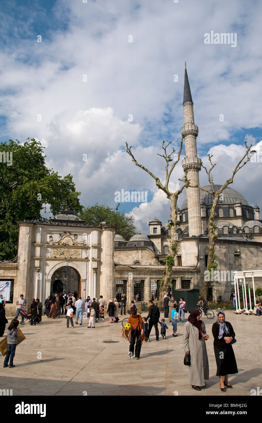 Eyüp sultan mosque hi-res stock photography and images - Alamy
