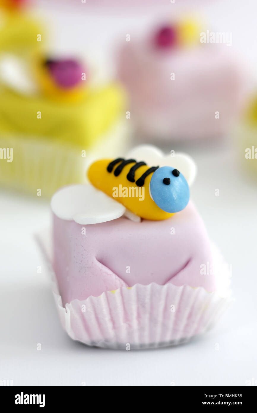 Bug sponge hi-res stock photography and images - Alamy