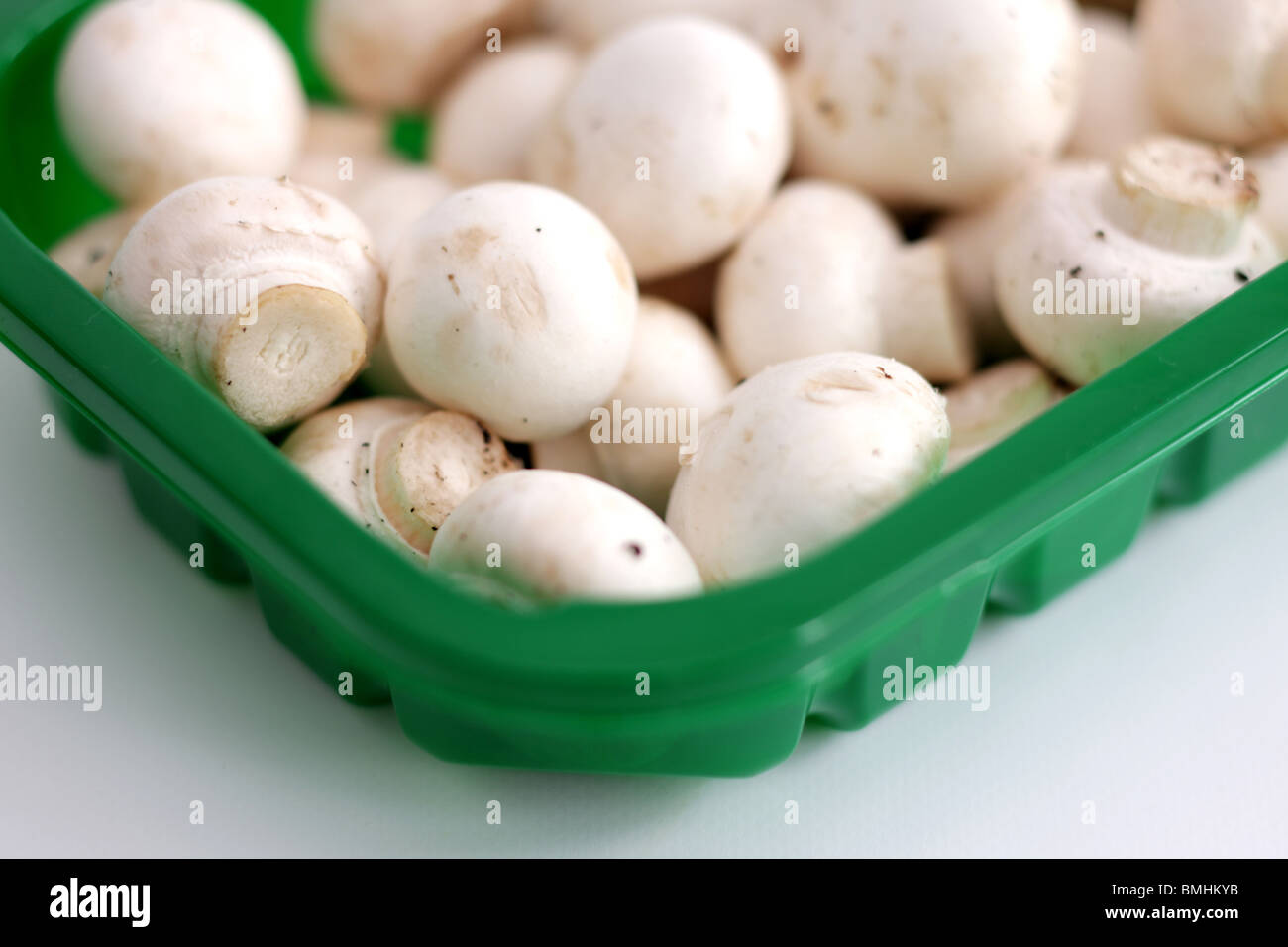 Organic Button Mushrooms Stock Photo - Alamy