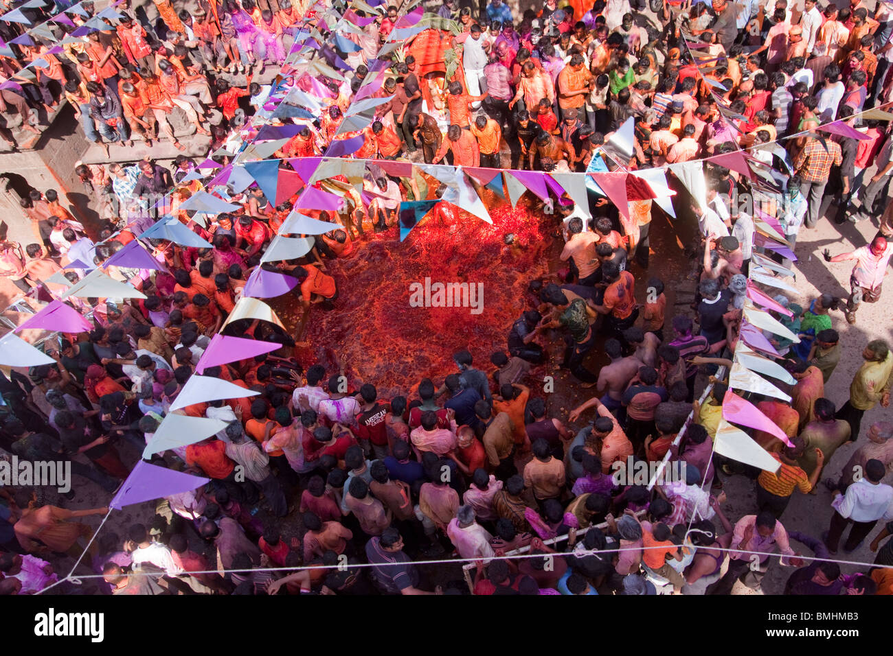 Rang Panchami, celebration of Holi with throwing of colors in Nasik ...