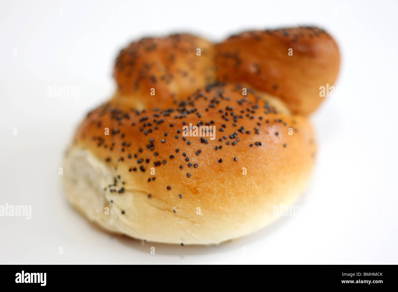 Poppy Knot Bread Roll Stock Photo - Alamy