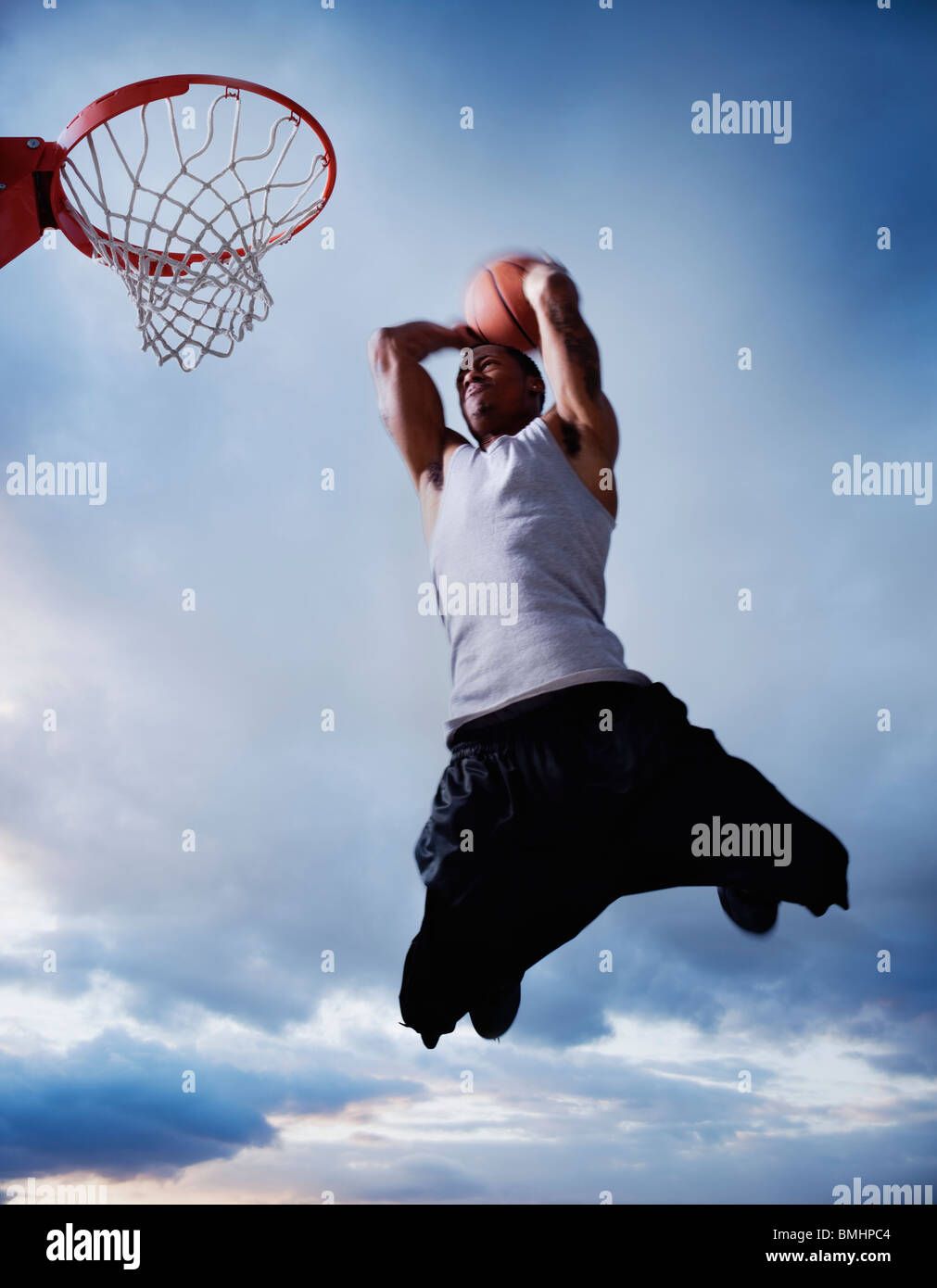Slam dunks hi-res stock photography and images - Alamy