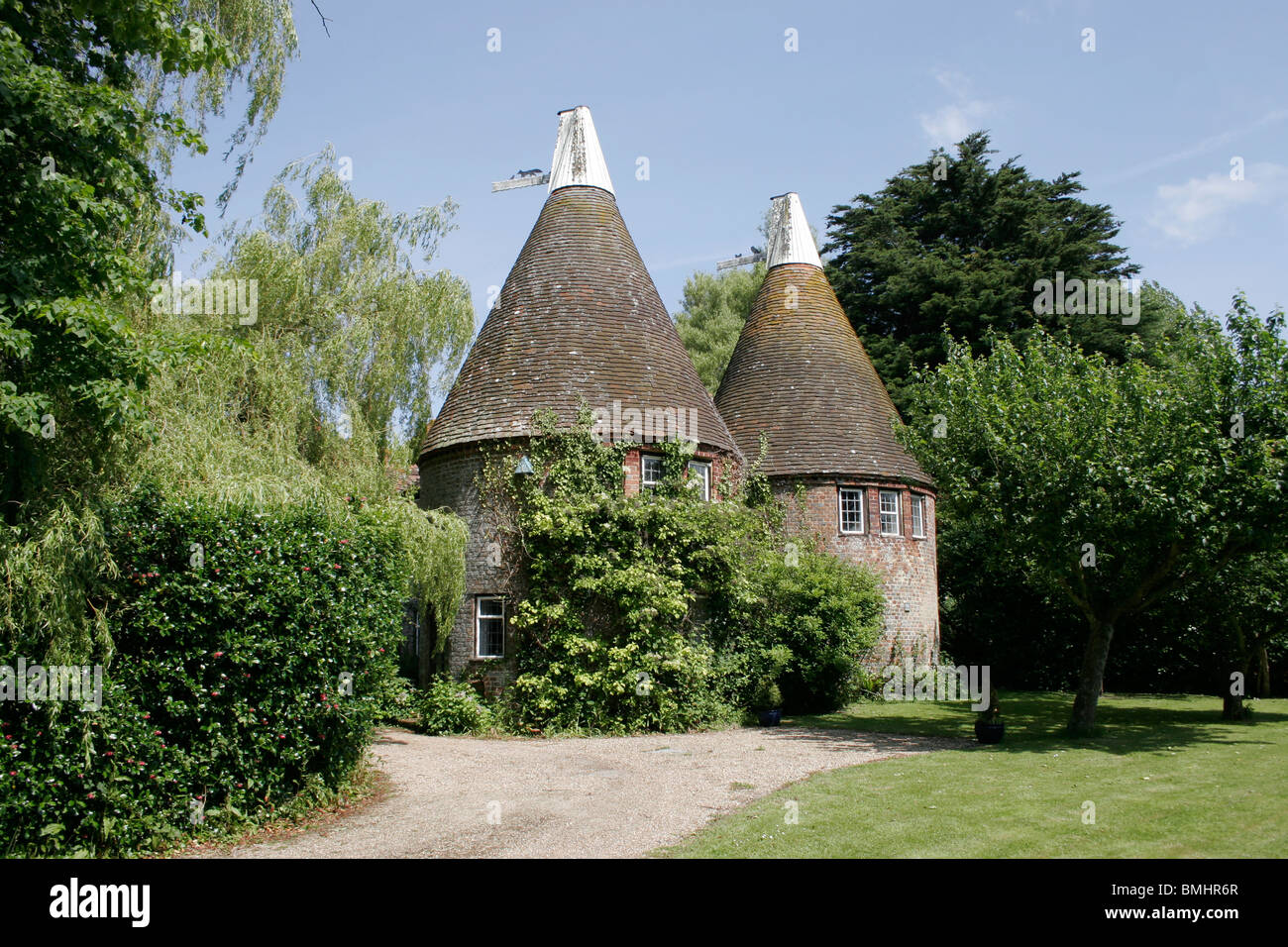 An Oust House in Kent England UK Stock Photo - Alamy