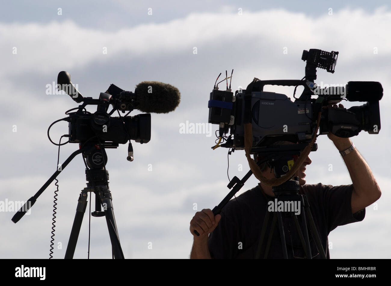 Cameramen hi-res stock photography and images - Alamy
