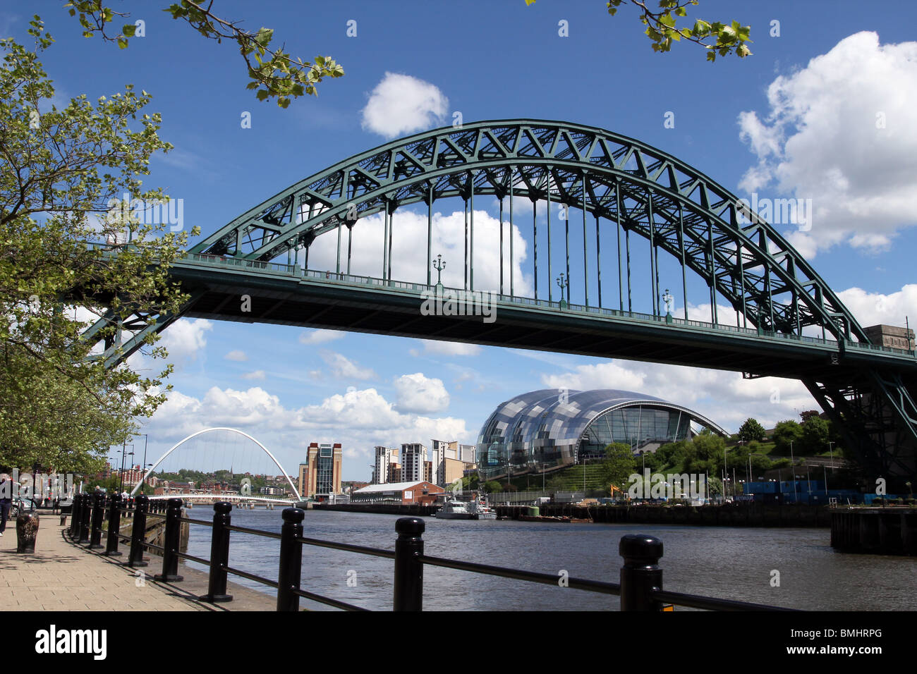 Tyne bridge and sage centre hi-res stock photography and images - Alamy