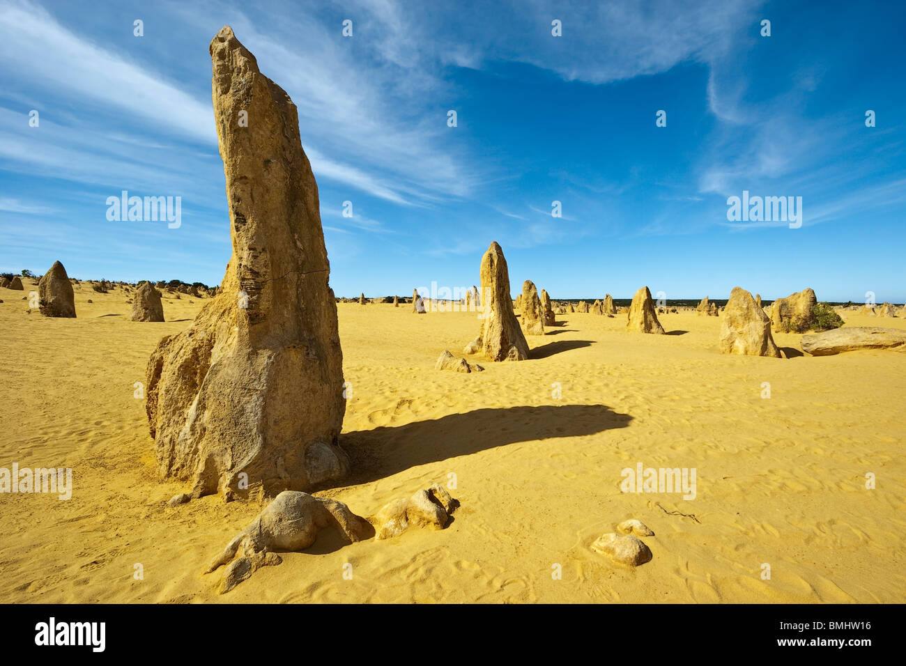 Rock pillars of eroded limestone in the Pinnacles Desert, Nambung ...