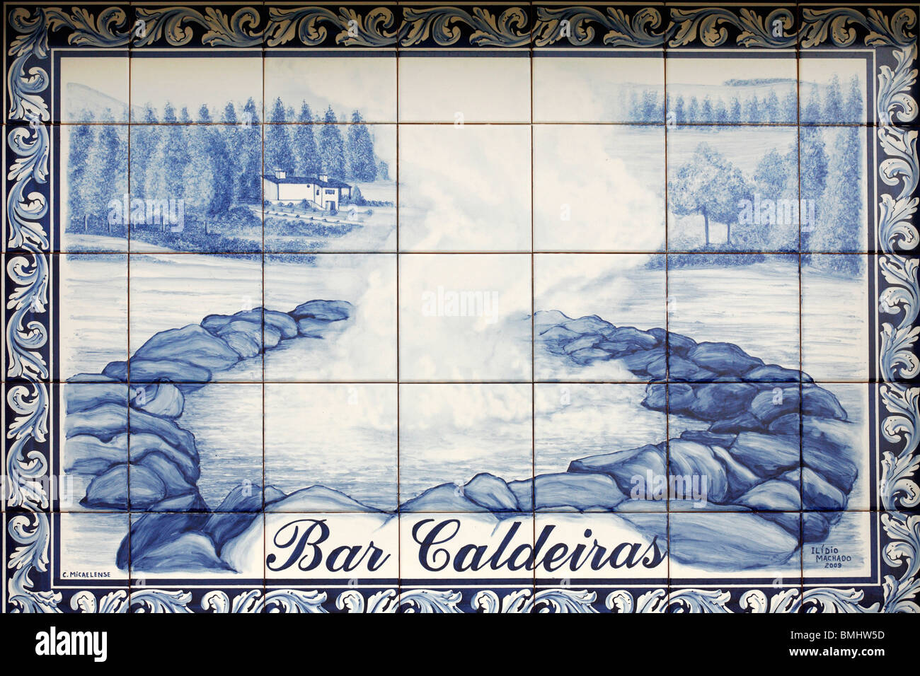 Glazed tile painting hi-res stock photography and images - Alamy
