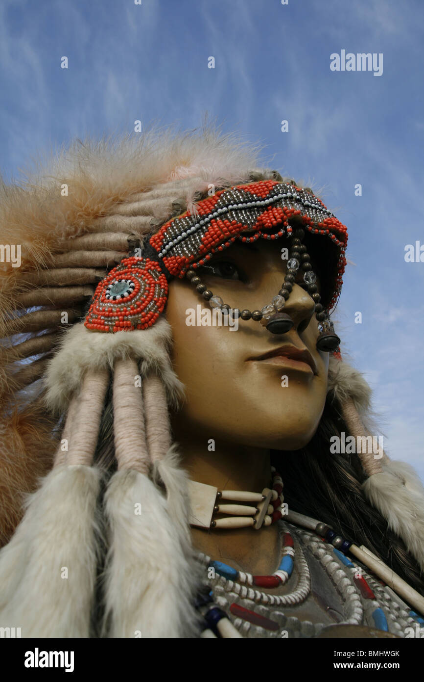 north american red indian mannequin in traditional costume Stock Photo ...