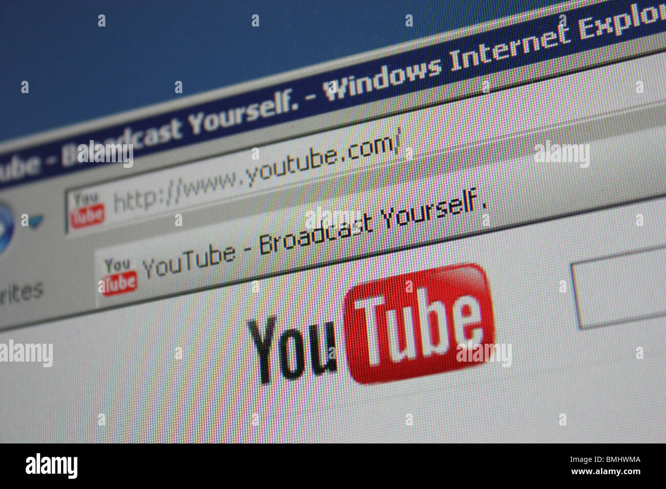 youtube computer screen shot Stock Photo - Alamy
