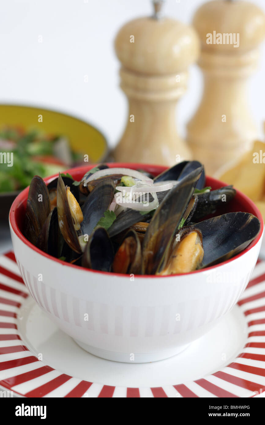 Bowl of Mussels Stock Photo - Alamy