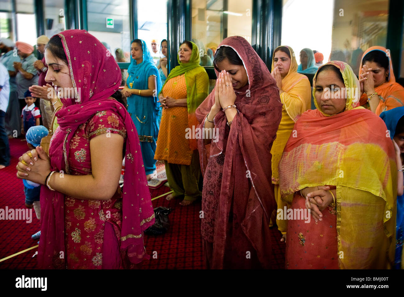 Time of prayer, Sikh community, Sikhdharma Gurdwara Singh Sabha ...