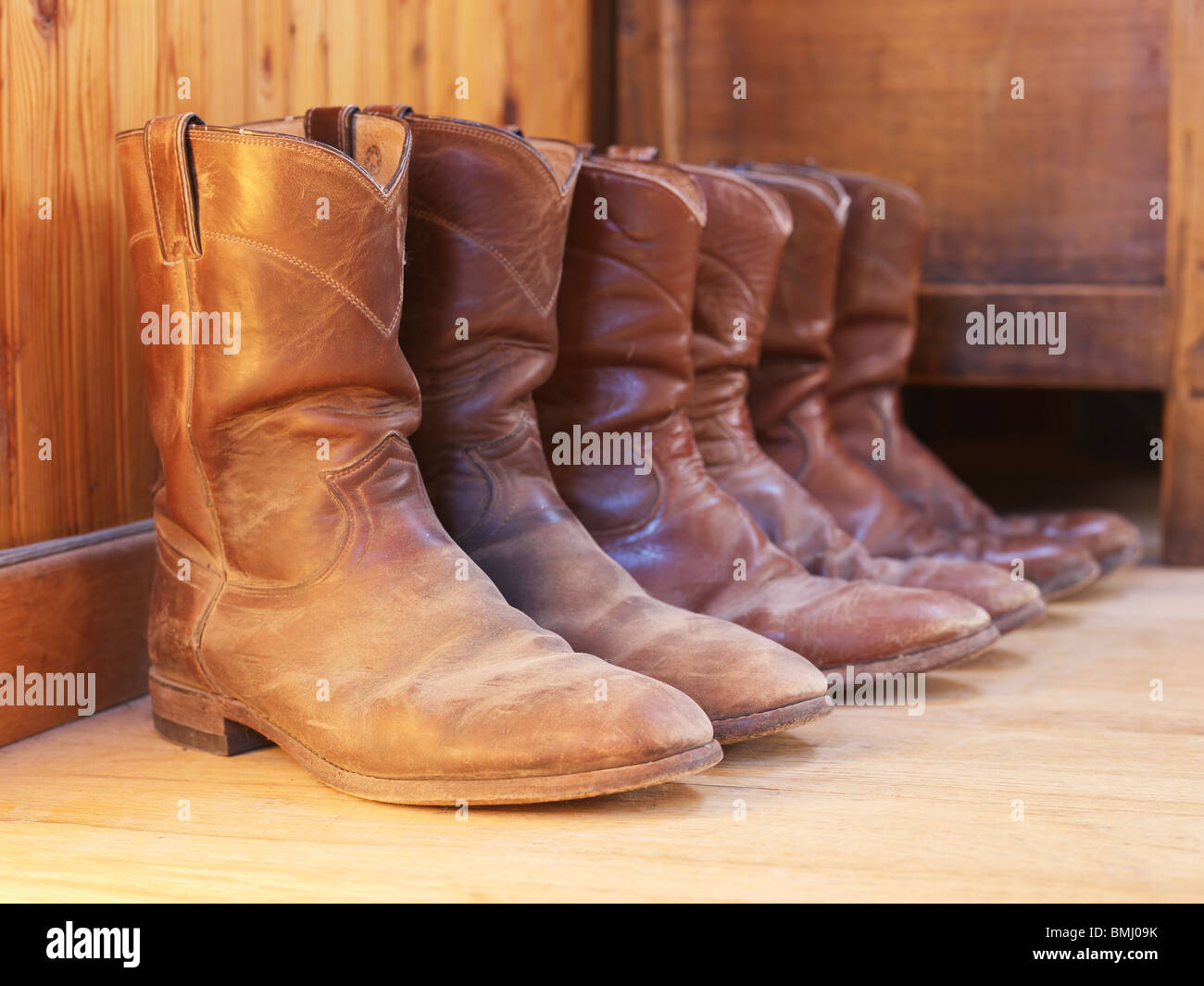 Rows of cowboy boots hi-res stock photography and images - Alamy
