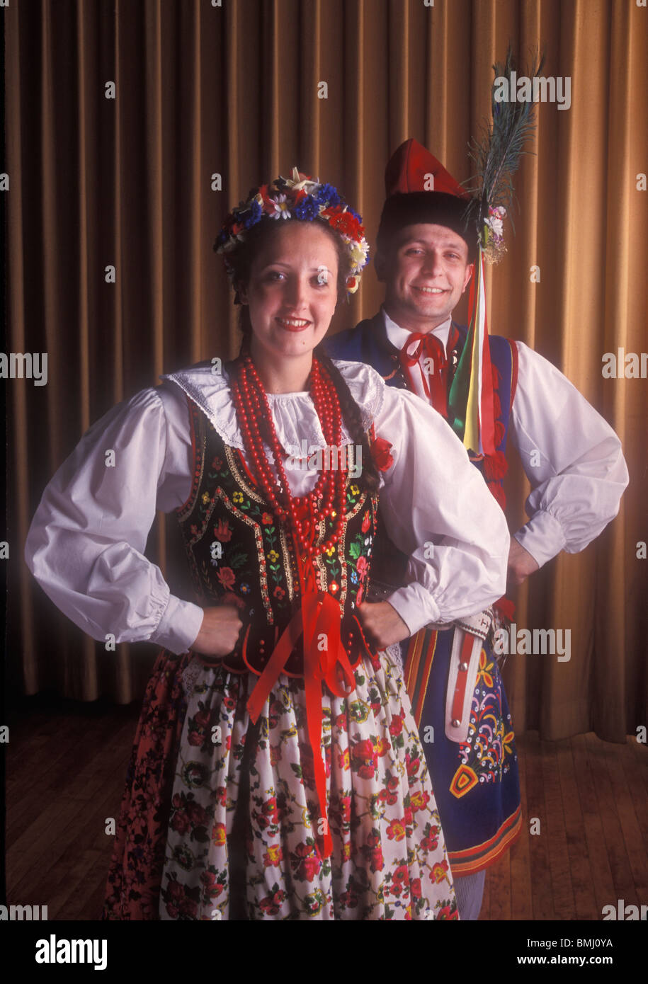 Traditional polish outfits hi-res stock photography and images - Alamy