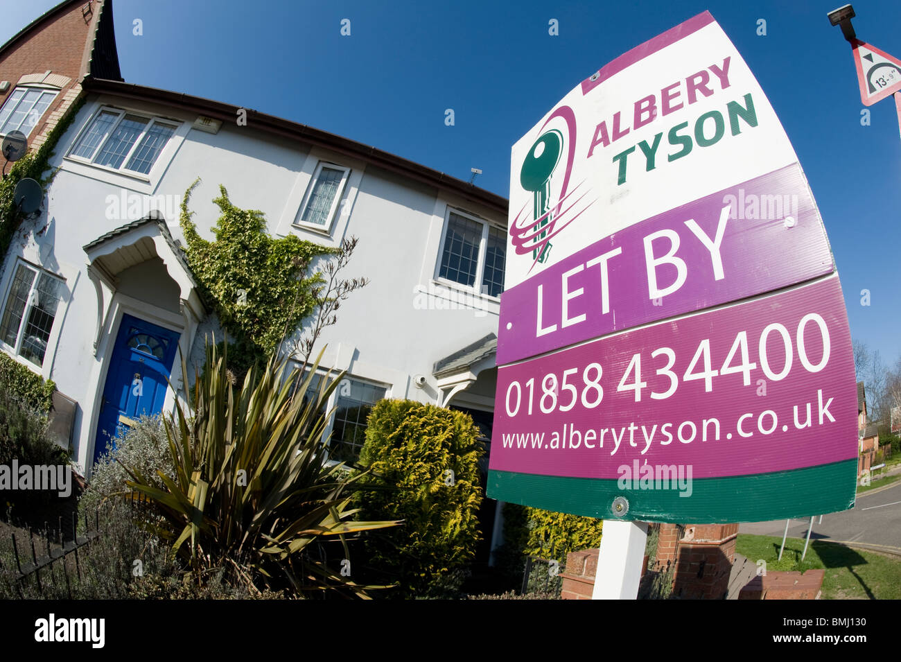 House lettings uk hi-res stock photography and images - Alamy