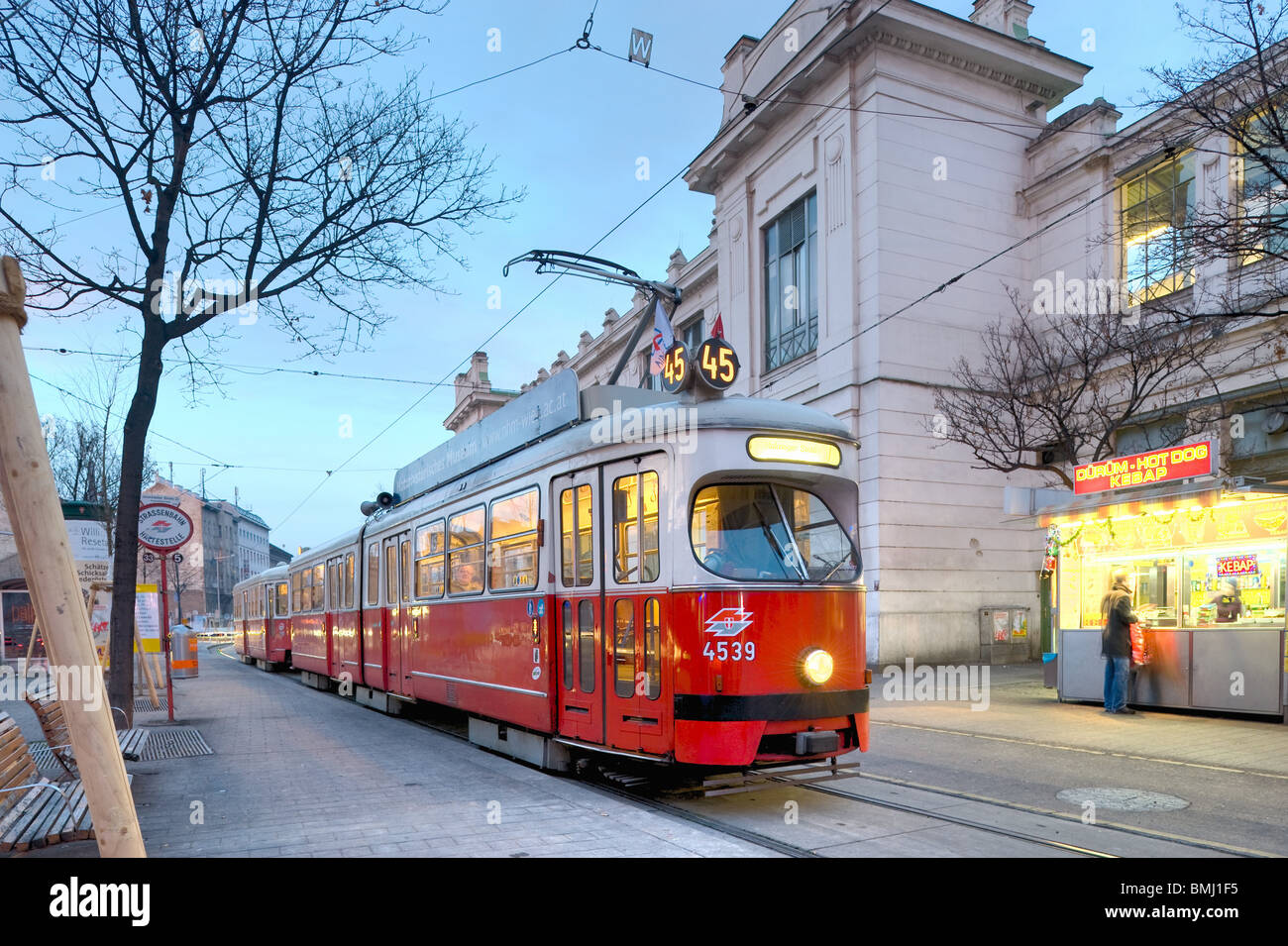 Tramway austria vienna hi-res stock photography and images - Alamy