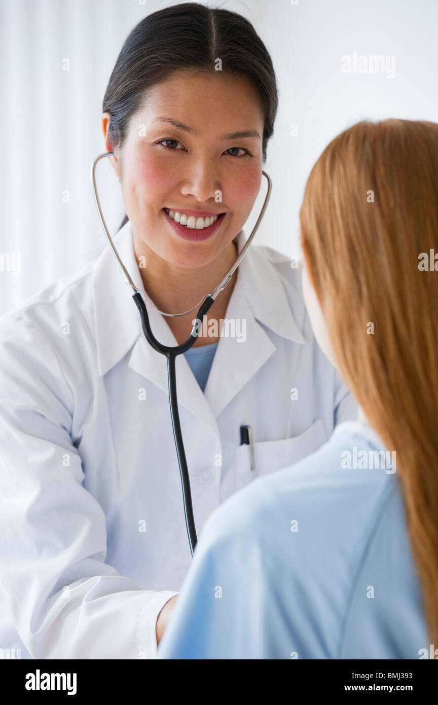 Doctor and patient Stock Photo - Alamy
