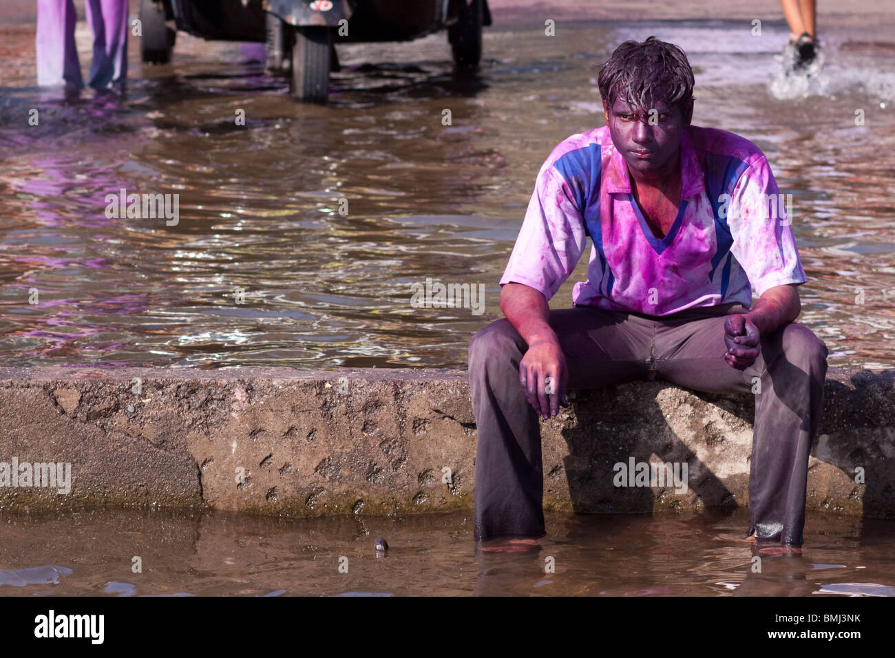Rang Panchami, celebration of Holi with throwing of colors in Nasik ...