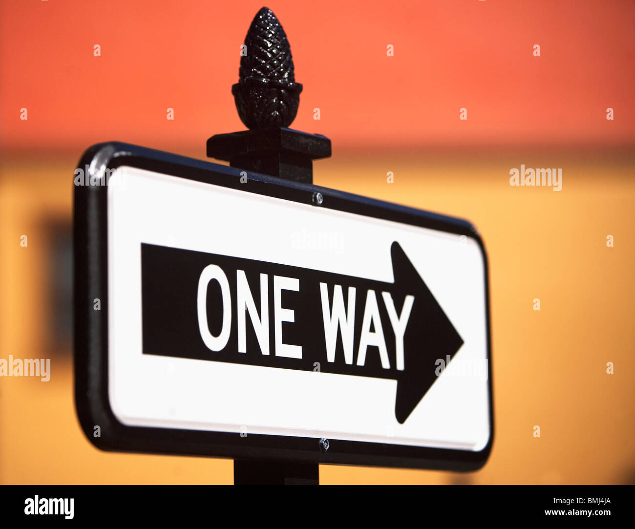 One way sign Stock Photo - Alamy