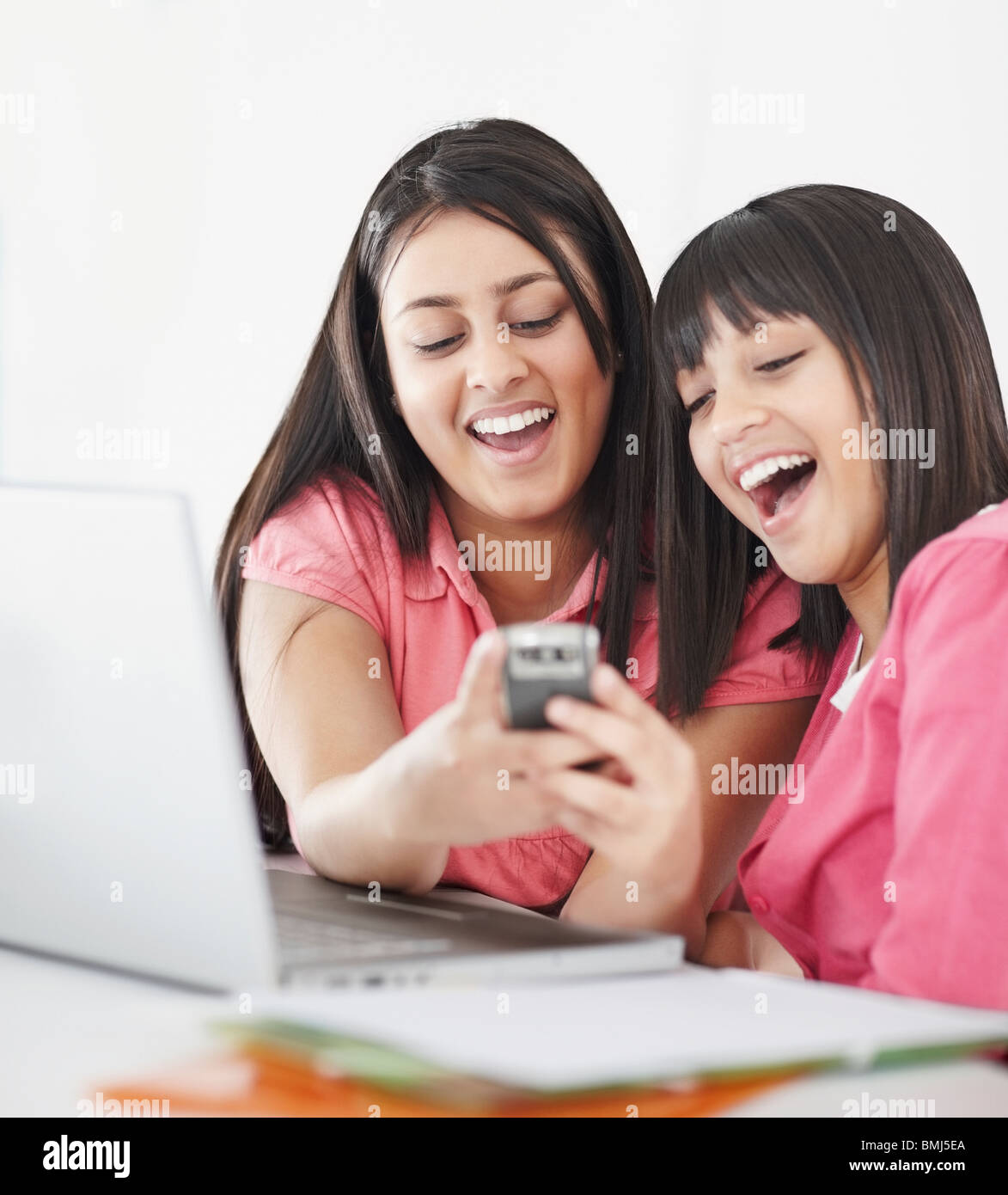 Students texting in classroom Stock Photo - Alamy
