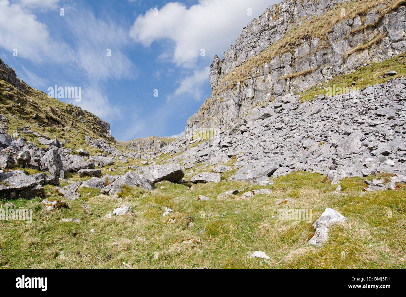 Blue mountain comb hi-res stock photography and images - Alamy