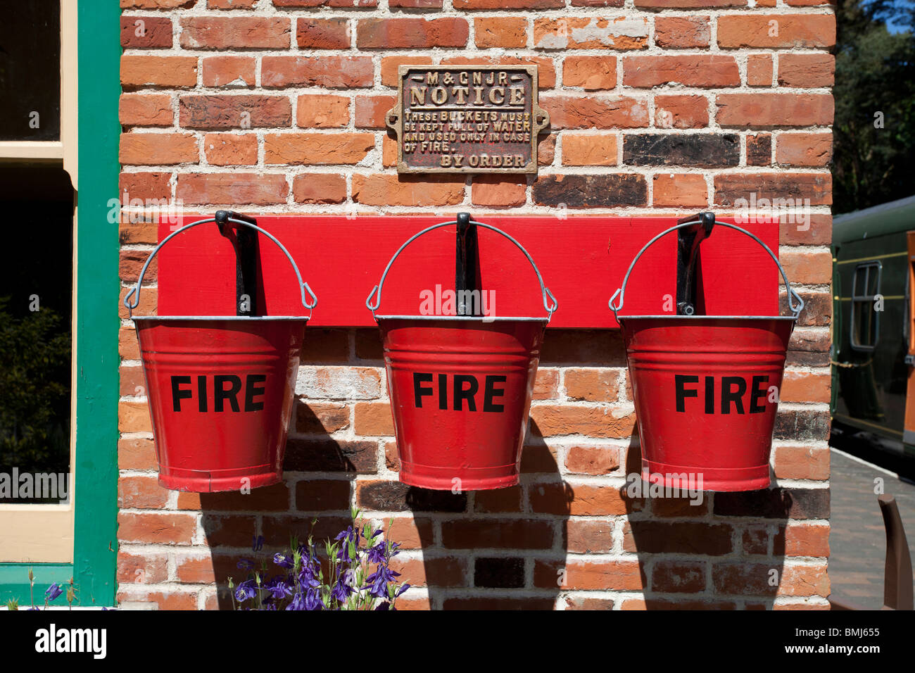 Fire station uk hi-res stock photography and images - Alamy