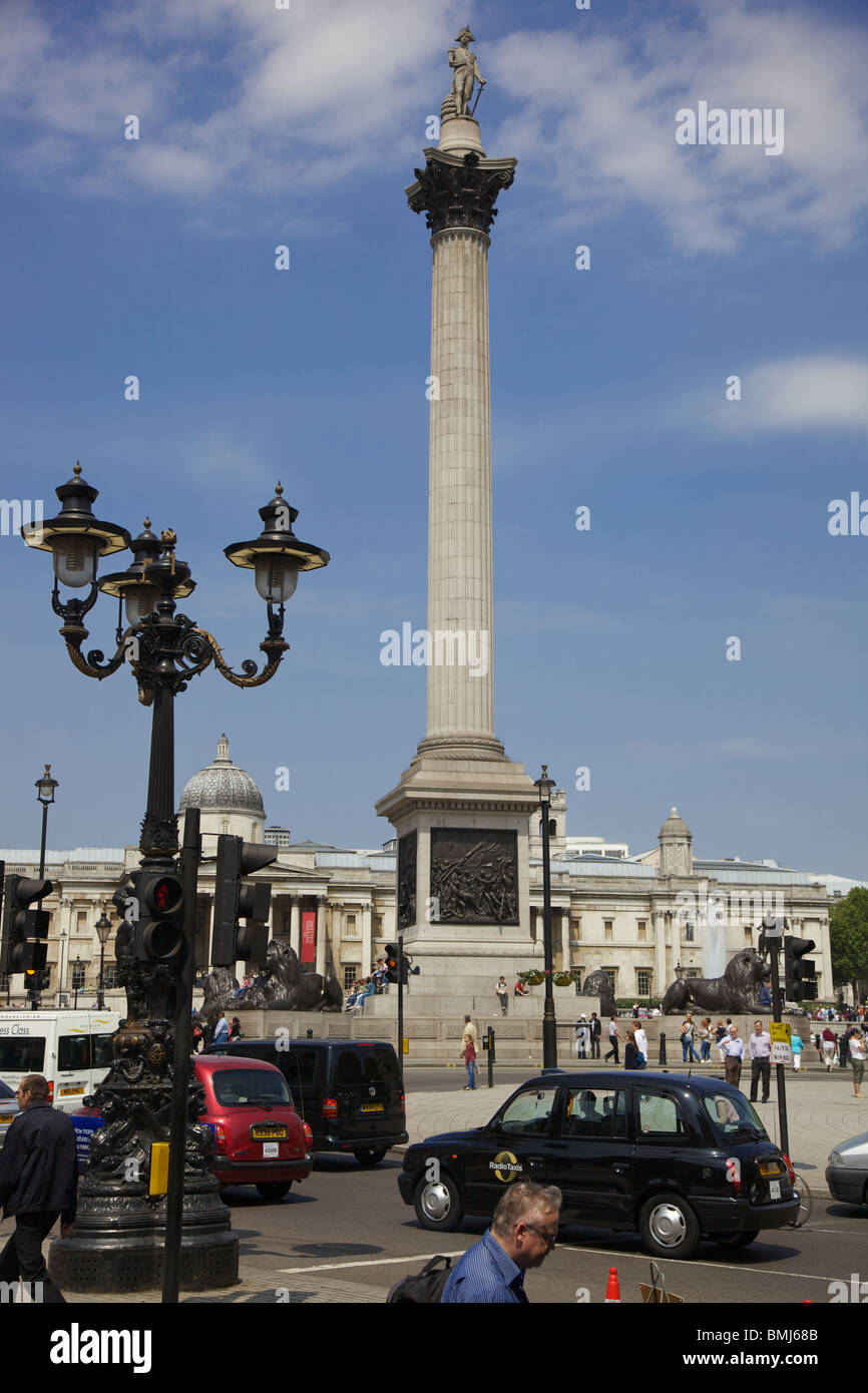 Nelsons column hi-res stock photography and images - Alamy