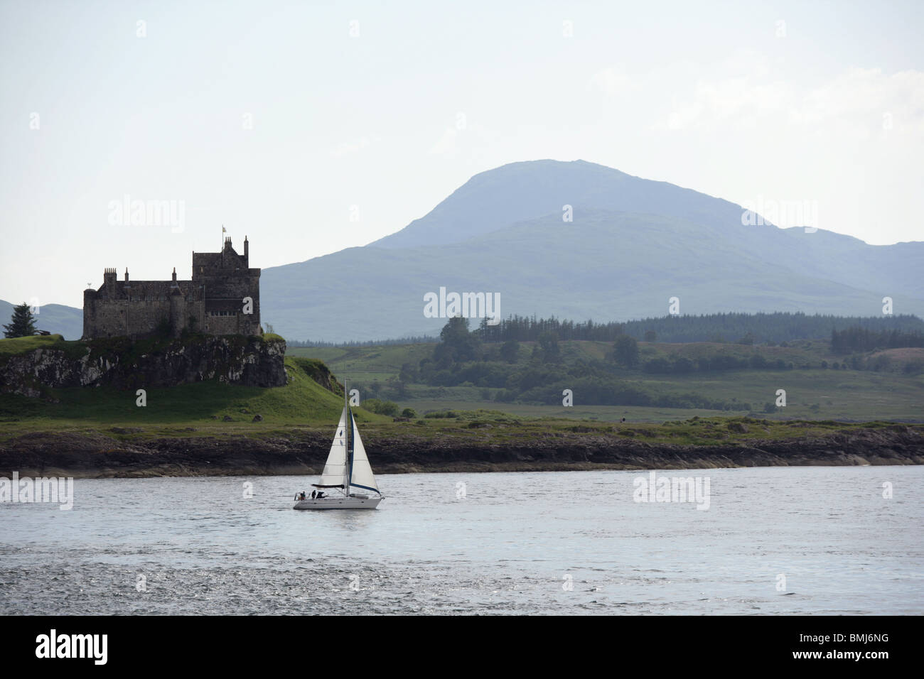 Mull ferry coastal scenery hi-res stock photography and images - Alamy