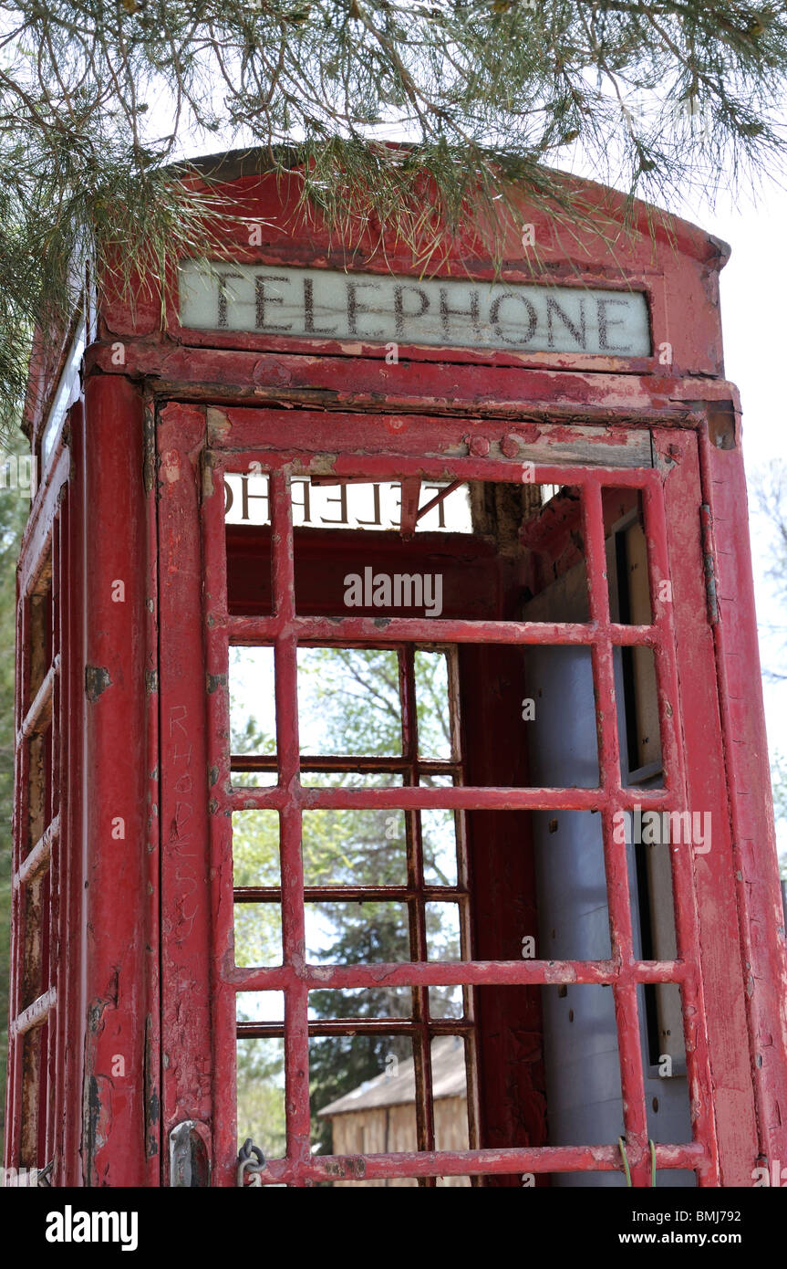 Old red telephone box Stock Photo - Alamy