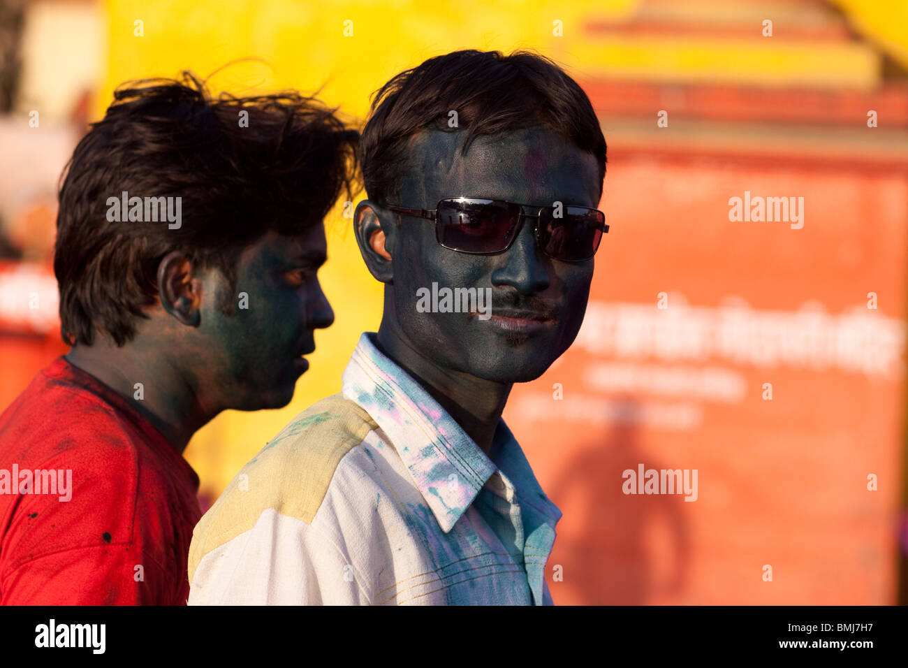 Rang Panchami, celebration of Holi with throwing of colors in Nasik ...