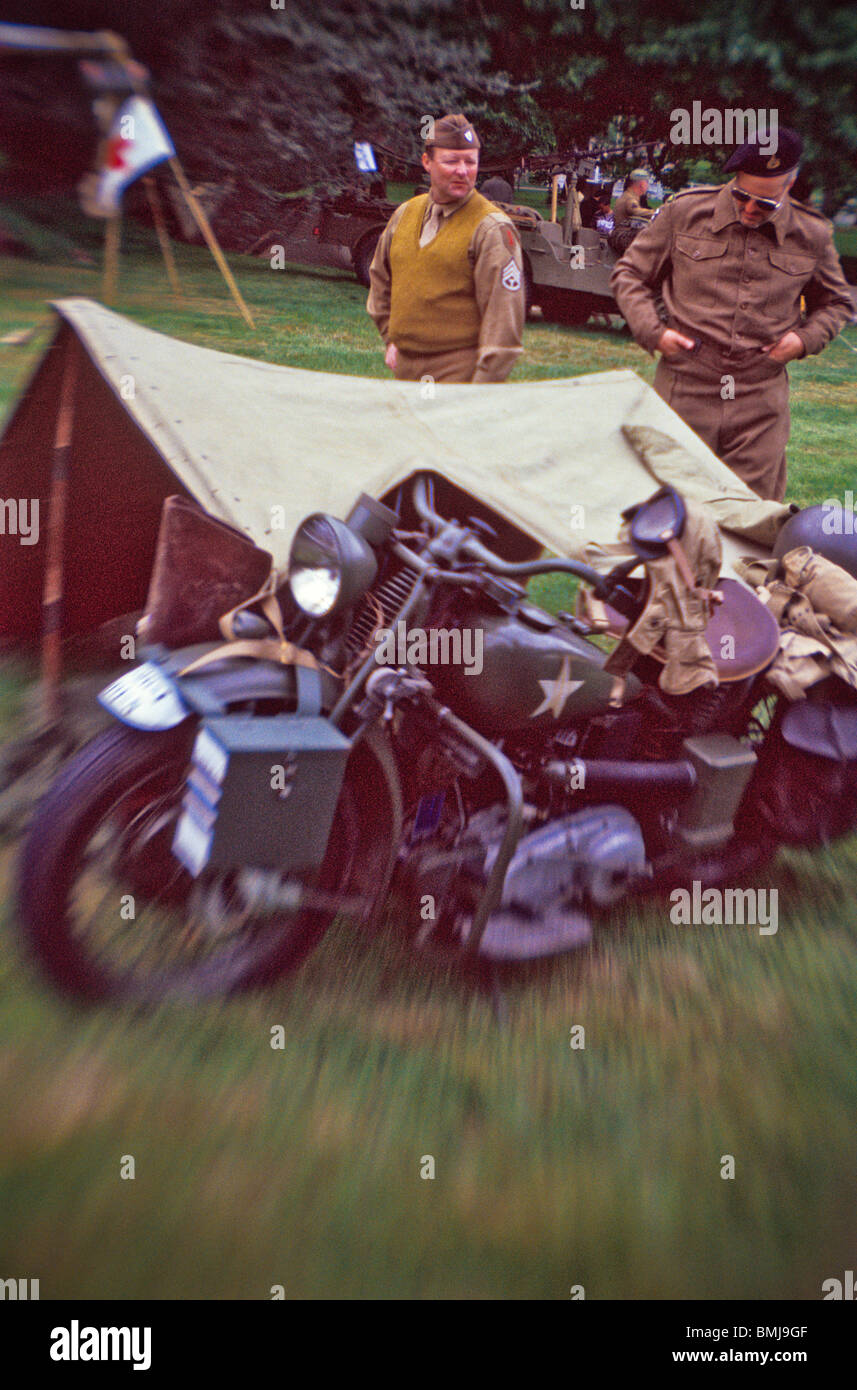 World War II military reenactors Stock Photo - Alamy